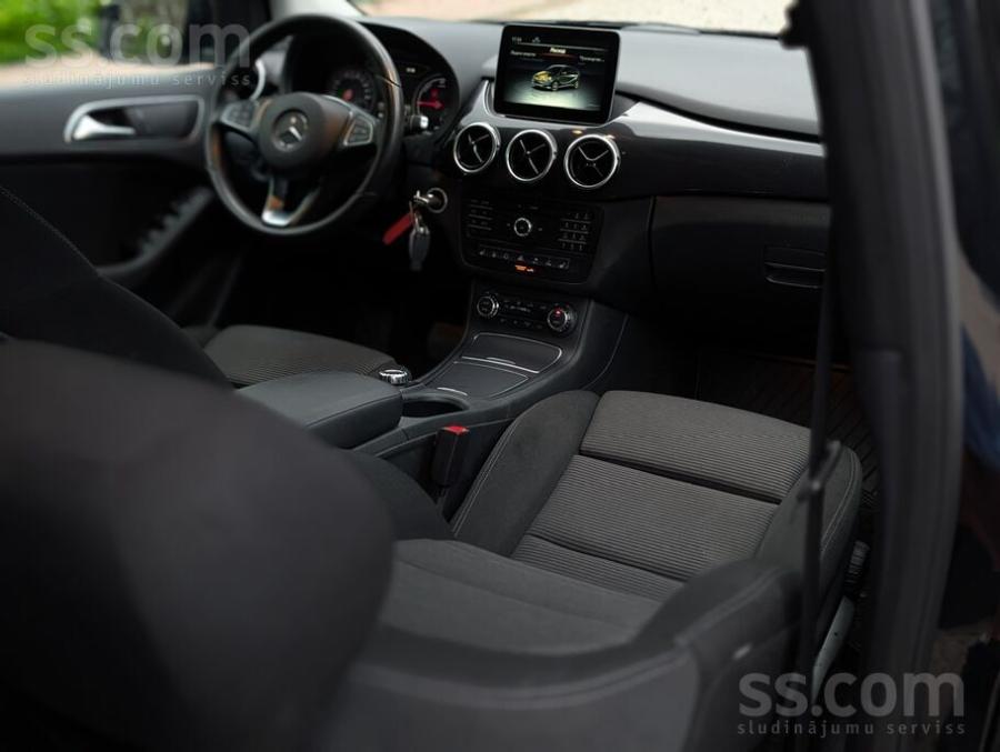 Melns Mercedes-Benz b-250 2016 Jūrmala, ar dzinēja tilpumu 0.00 L un nobraukumu 119 tūkst. km par 7990 €, foto 11 vietnē AUTOMOTO.COM.LV