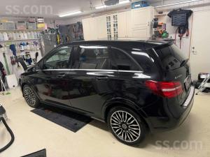 Melns Mercedes-Benz b-250 2015 Rīga, ar dzinēja tilpumu 0.00 L un nobraukumu 122 tūkst. km par 8800 €, foto 3 vietnē AUTOMOTO.COM.LV