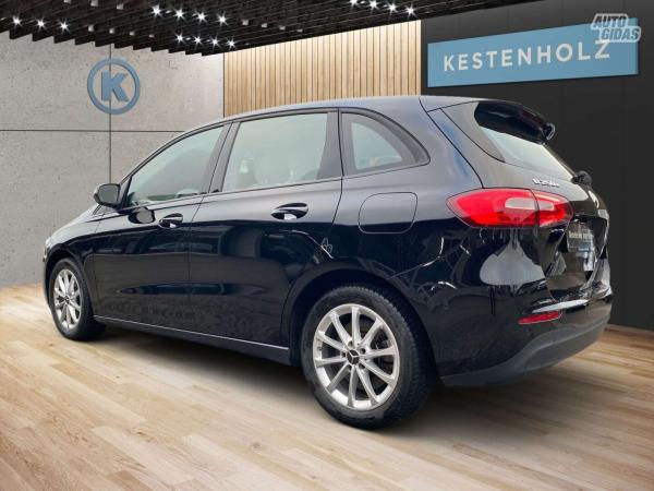Melns Mercedes-Benz b-250 2022 Kauņa, ar dzinēja tilpumu 1.30 L un nobraukumu 42 tūkst. km par 25876 €, foto 4 vietnē AUTOMOTO.COM.LV