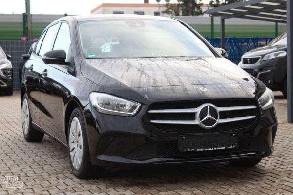 Black Mercedes-Benz b-250 2022 in Kaunas, with an engine capacity of 1.30 L and mileage of 42 thousand km for 25480 €, photo 3 on AUTOMOTO.COM.LV