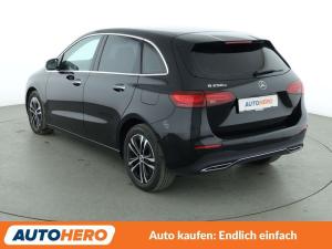 Black Mercedes-Benz b-250 2023 in Kaunas, with an engine capacity of 1.30 L and mileage of 61 thousand km for 28746 €, photo 4 on AUTOMOTO.COM.LV