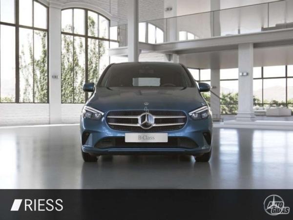 Blue Mercedes-Benz b-250 2021 in Kaunas, with an engine capacity of 1.30 L and mileage of 74 thousand km for 24307 €, photo 2 on AUTOMOTO.COM.LV