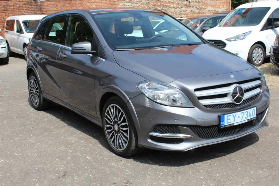Grey Mercedes-Benz b-250 2016 in Liepaja, with an engine capacity of 0.00 L and mileage of 134 thousand km for 8000 €, photo 1 on AUTOMOTO.COM.LV