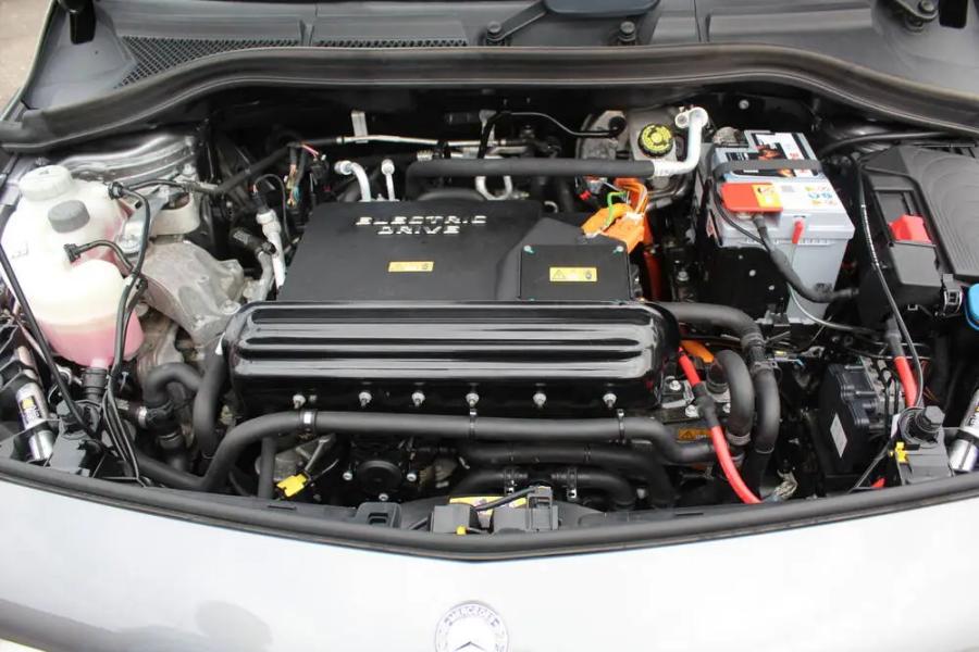 Grey Mercedes-Benz b-250 2016 in Liepaja, with an engine capacity of 0.00 L and mileage of 134 thousand km for 8000 €, photo 14 on AUTOMOTO.COM.LV