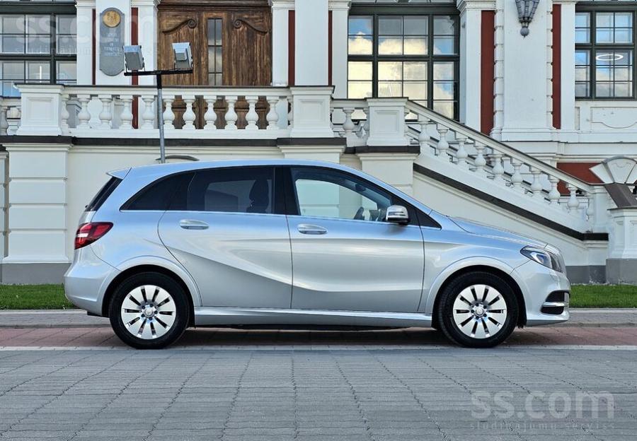 Pelēks Mercedes-Benz b-250 2016 Jelgava, ar dzinēja tilpumu 0.00 L un nobraukumu 68 tūkst. km par 9990 €, foto 6 vietnē AUTOMOTO.COM.LV