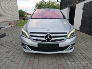 Mercedes-Benz b-250 2015 Cēsis, ar dzinēja tilpumu 0.00 L un nobraukumu 131 tūkst. km par 9000 €, foto 3 vietnē AUTOMOTO.COM.LV