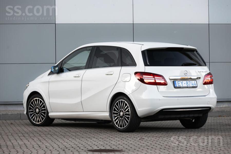 Balts Mercedes-Benz b-250 2015 Rīga, ar dzinēja tilpumu 0.00 L un nobraukumu 135 tūkst. km par 10750 €, foto 12 vietnē AUTOMOTO.COM.LV