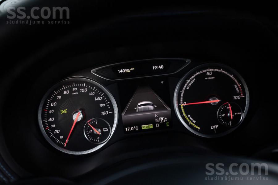 Balts Mercedes-Benz b-250 2015 Rīga, ar dzinēja tilpumu 0.00 L un nobraukumu 135 tūkst. km par 10750 €, foto 35 vietnē AUTOMOTO.COM.LV