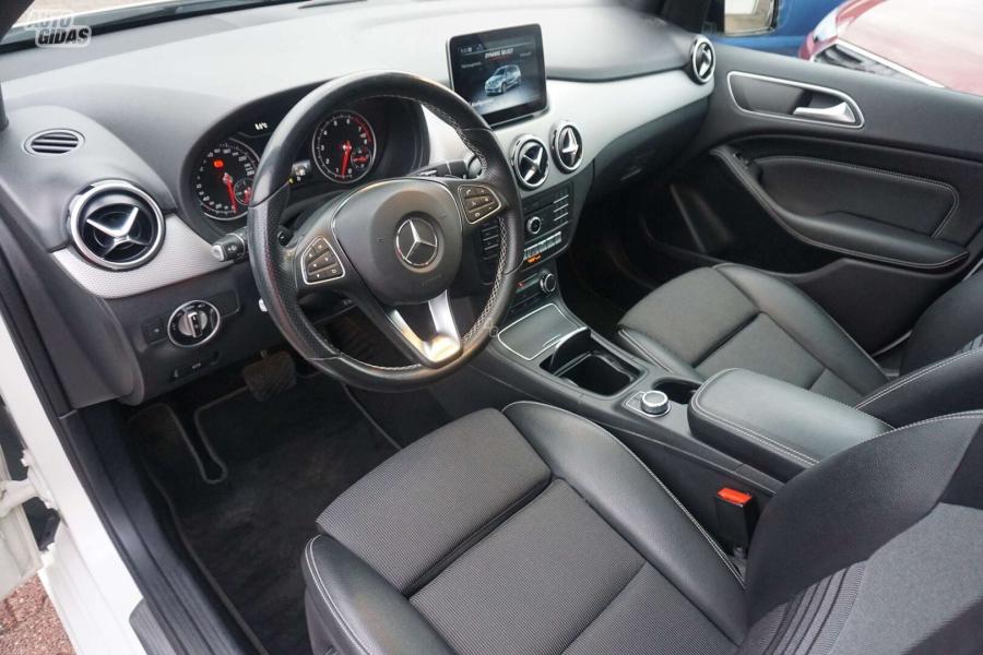 White Mercedes-Benz b-250 2018 in Kaunas, with an engine capacity of 2.00 L and mileage of 72 thousand km for 24450 €, photo 10 on AUTOMOTO.COM.LV