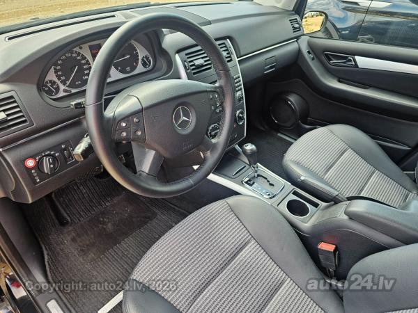 Black Mercedes-Benz B-Class 2007 in Tartu, with an engine capacity of 2.00 L and mileage of 273 thousand km for 3790 €, photo 10 on AUTOMOTO.COM.LV