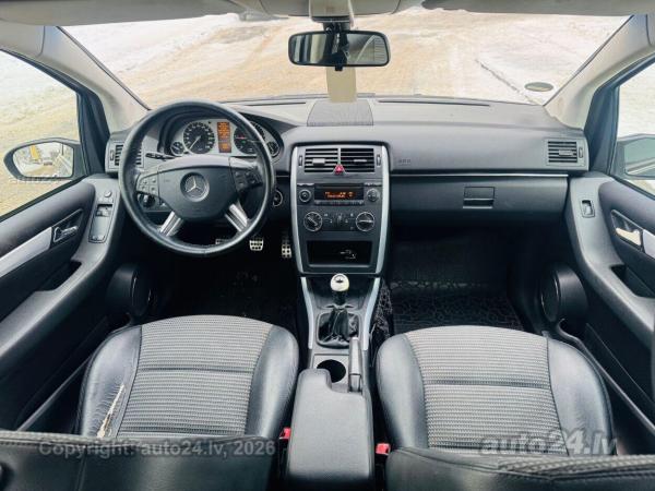 Melns Mercedes-Benz B-Class 2006 Tallina, ar dzinēja tilpumu 2.00 L un nobraukumu 272 tūkst. km par 1990 €, foto 6 vietnē AUTOMOTO.COM.LV