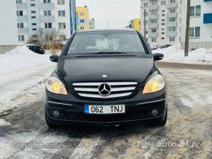 Melns Mercedes-Benz B-Class 2006 Tallina, ar dzinēja tilpumu 2.00 L un nobraukumu 272 tūkst. km par 1990 €, foto 17 vietnē AUTOMOTO.COM.LV