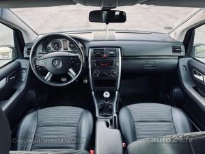 Melns Mercedes-Benz B-Class 2006 Tallina, ar dzinēja tilpumu 2.00 L un nobraukumu 272 tūkst. km par 1990 €, foto 8 vietnē AUTOMOTO.COM.LV