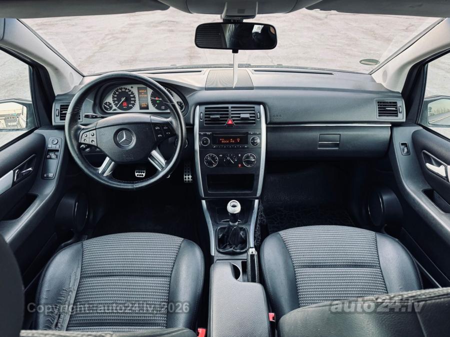 Melns Mercedes-Benz B-Class 2006 Tallina, ar dzinēja tilpumu 2.00 L un nobraukumu 272 tūkst. km par 1990 €, foto 8 vietnē AUTOMOTO.COM.LV