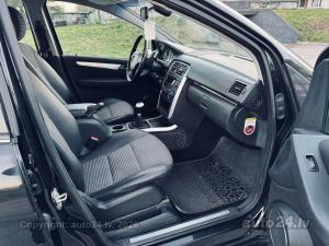 Melns Mercedes-Benz B-Class 2006 Tallina, ar dzinēja tilpumu 2.00 L un nobraukumu 272 tūkst. km par 1990 €, foto 13 vietnē AUTOMOTO.COM.LV