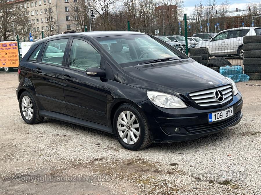 Black Mercedes-Benz B-Class 2007 in Narva, with an engine capacity of 2.00 L and mileage of 312 thousand km for 2499 €, photo 4 on AUTOMOTO.COM.LV