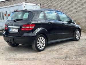 Black Mercedes-Benz B-Class 2007 in Narva, with an engine capacity of 2.00 L and mileage of 312 thousand km for 2499 €, photo 5 on AUTOMOTO.COM.LV