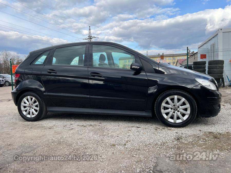 Black Mercedes-Benz B-Class 2007 in Narva, with an engine capacity of 2.00 L and mileage of 312 thousand km for 2499 €, photo 7 on AUTOMOTO.COM.LV