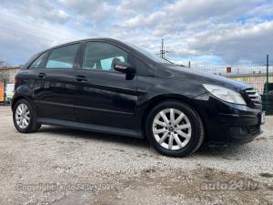 Black Mercedes-Benz B-Class 2007 in Narva, with an engine capacity of 2.00 L and mileage of 312 thousand km for 2499 €, photo 14 on AUTOMOTO.COM.LV