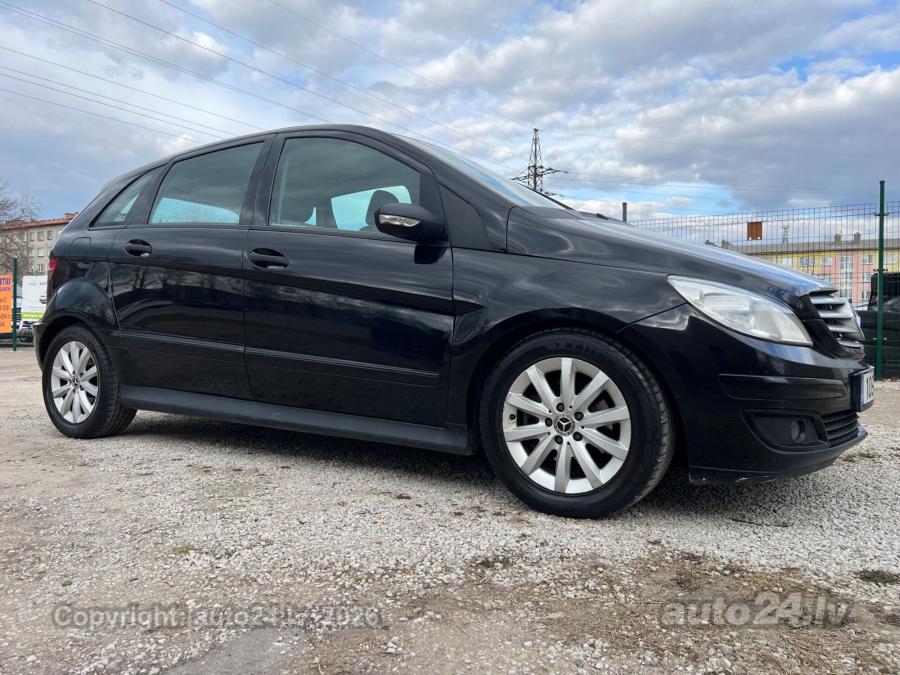 Black Mercedes-Benz B-Class 2007 in Narva, with an engine capacity of 2.00 L and mileage of 312 thousand km for 2499 €, photo 14 on AUTOMOTO.COM.LV