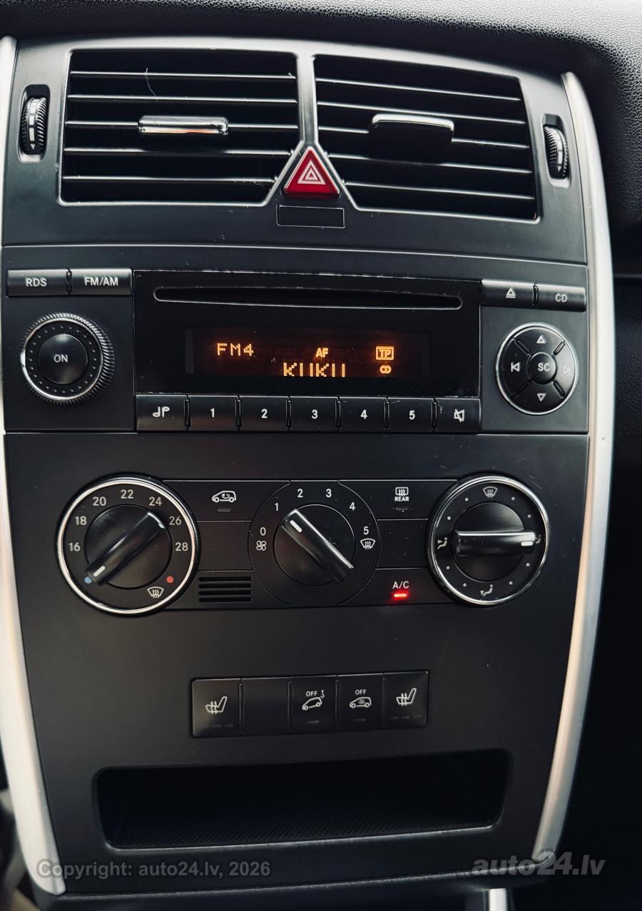 Melns Mercedes-Benz B-Class 2007 Tallina, ar dzinēja tilpumu 1.70 L un nobraukumu 165 tūkst. km par 3900 €, foto 14 vietnē AUTOMOTO.COM.LV