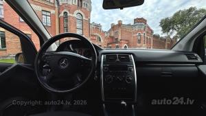 Melns Mercedes-Benz B-Class 2007 Tallina, ar dzinēja tilpumu 1.70 L un nobraukumu 165 tūkst. km par 3900 €, foto 15 vietnē AUTOMOTO.COM.LV