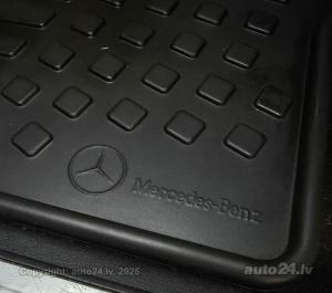 Melns Mercedes-Benz B-Class 2007 Tallina, ar dzinēja tilpumu 1.70 L un nobraukumu 165 tūkst. km par 3900 €, foto 21 vietnē AUTOMOTO.COM.LV