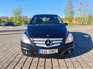Melns Mercedes-Benz B-Class 2009 Tartu, ar dzinēja tilpumu 2.00 L un nobraukumu 237 tūkst. km par 3299 €, foto 3 vietnē AUTOMOTO.COM.LV