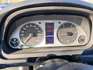 Melns Mercedes-Benz B-Class 2009 Tartu, ar dzinēja tilpumu 2.00 L un nobraukumu 237 tūkst. km par 3299 €, foto 26 vietnē AUTOMOTO.COM.LV