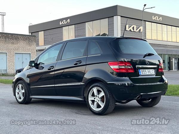 Melns Mercedes-Benz B-Class 2009 Narva, ar dzinēja tilpumu 2.00 L un nobraukumu 224 tūkst. km par 1999 €, foto 8 vietnē AUTOMOTO.COM.LV
