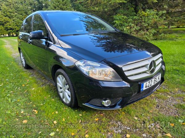 Mercedes-Benz B-Class 2013 Pērnava vietnē Melns Mercedes-Benz B-Class 2013 Pērnava, ar dzinēja tilpumu 1.60 L un nobraukumu 140 tūkst. km par 7490 €, foto 11 vietnē AUTOMOTO.COM.LV