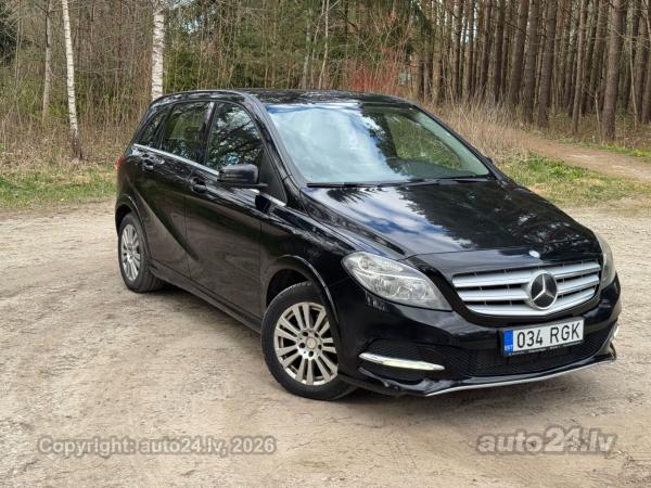 Melns Mercedes-Benz B-Class 2015 Tallina, ar dzinēja tilpumu 1.90 L un nobraukumu 0 tūkst. km par 6500 €, foto 9 vietnē AUTOMOTO.COM.LV