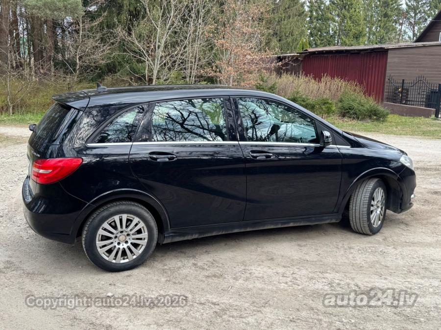 Black Mercedes-Benz B-Class 2015 in Tallinn, with an engine capacity of 1.90 L and mileage of 0 thousand km for 6500 €, photo 12 on AUTOMOTO.COM.LV