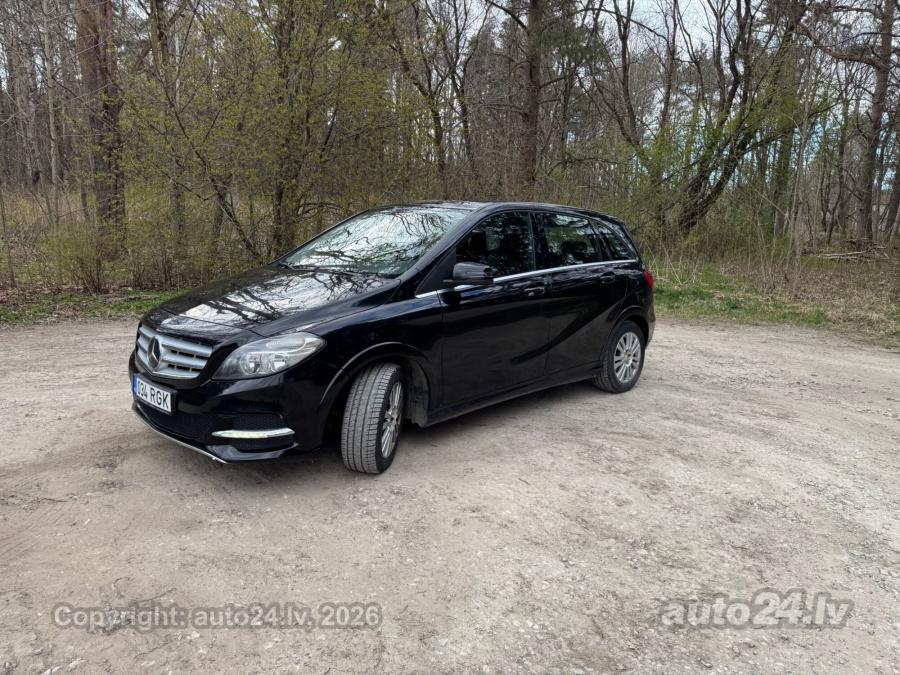 Black Mercedes-Benz B-Class 2015 in Tallinn, with an engine capacity of 1.90 L and mileage of 0 thousand km for 6500 €, photo 14 on AUTOMOTO.COM.LV