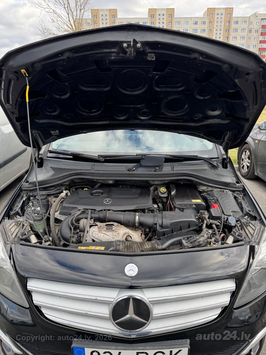 Black Mercedes-Benz B-Class 2015 in Tallinn, with an engine capacity of 1.90 L and mileage of 0 thousand km for 6500 €, photo 15 on AUTOMOTO.COM.LV