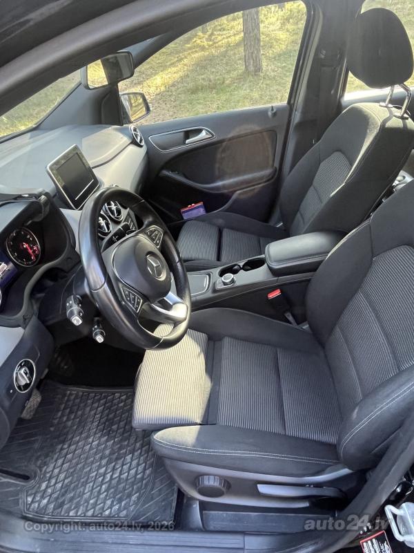 Black Mercedes-Benz B-Class 2016 in Tallinn, with an engine capacity of 1.50 L and mileage of 220 thousand km for 9500 €, photo 8 on AUTOMOTO.COM.LV