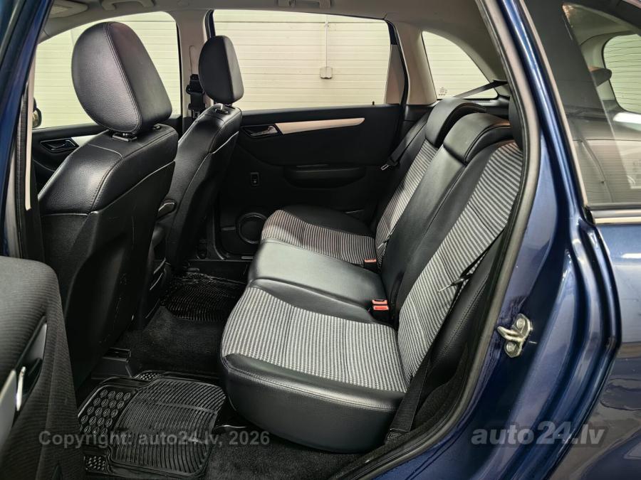 Blue Mercedes-Benz B-Class 2007 in Viljandi, with an engine capacity of 2.00 L and mileage of 205 thousand km for 3690 €, photo 7 on AUTOMOTO.COM.LV