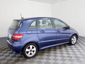 Blue Mercedes-Benz B-Class 2011 in Tallinn, with an engine capacity of 2.00 L and mileage of 279 thousand km for 999 €, photo 4 on AUTOMOTO.COM.LV