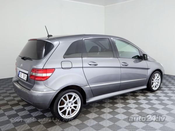 Pelēks Mercedes-Benz B-Class 2009 Tallina, ar dzinēja tilpumu 2.00 L un nobraukumu 245 tūkst. km par 1799 €, foto 4 vietnē AUTOMOTO.COM.LV
