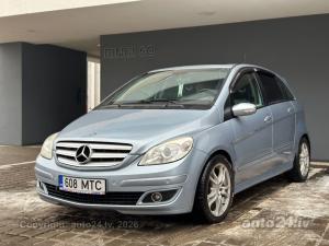 Pelēks Mercedes-Benz B-Class 2005 Tallina, ar dzinēja tilpumu 2.00 L un nobraukumu 387 tūkst. km par 3000 €, foto 3 vietnē AUTOMOTO.COM.LV