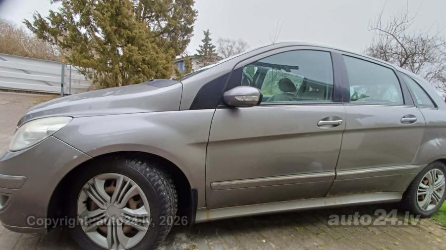 Grey Mercedes-Benz B-Class 2005 in Tallinn, with an engine capacity of 2.00 L and mileage of 279 thousand km for 1200 €, photo 5 on AUTOMOTO.COM.LV