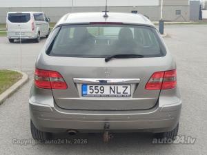 Серый Мерседес Б-класс 2005 в Тарту, объемом двигателя 1.70 л и пробегом 226 тыс. км за 2490 €, фото 6 на AUTOMOTO.COM.LV
