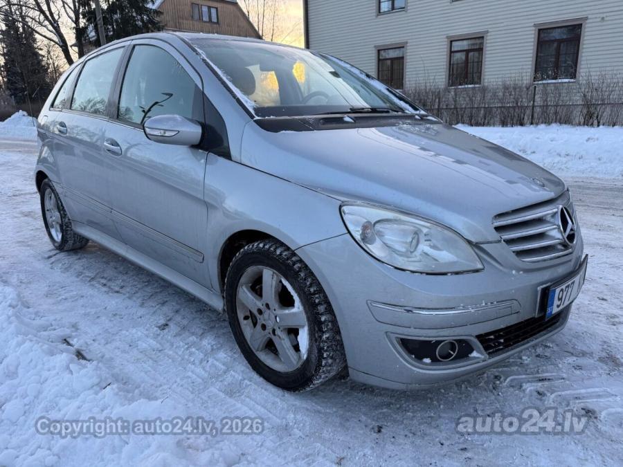 Pelēks Mercedes-Benz B-Class 2006 Tallina, ar dzinēja tilpumu 2.00 L un nobraukumu 0 tūkst. km par 2499 €, foto 4 vietnē AUTOMOTO.COM.LV
