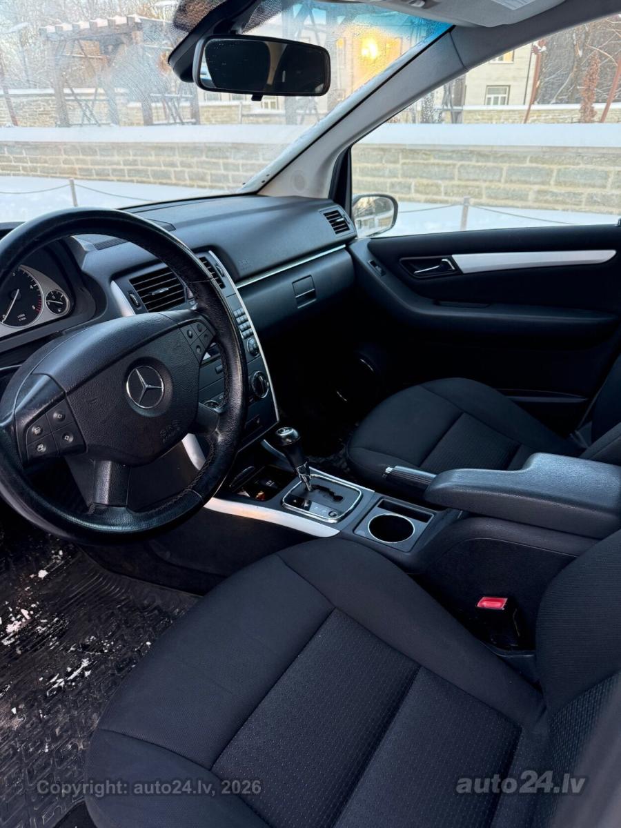 Pelēks Mercedes-Benz B-Class 2006 Tallina, ar dzinēja tilpumu 2.00 L un nobraukumu 0 tūkst. km par 2499 €, foto 8 vietnē AUTOMOTO.COM.LV