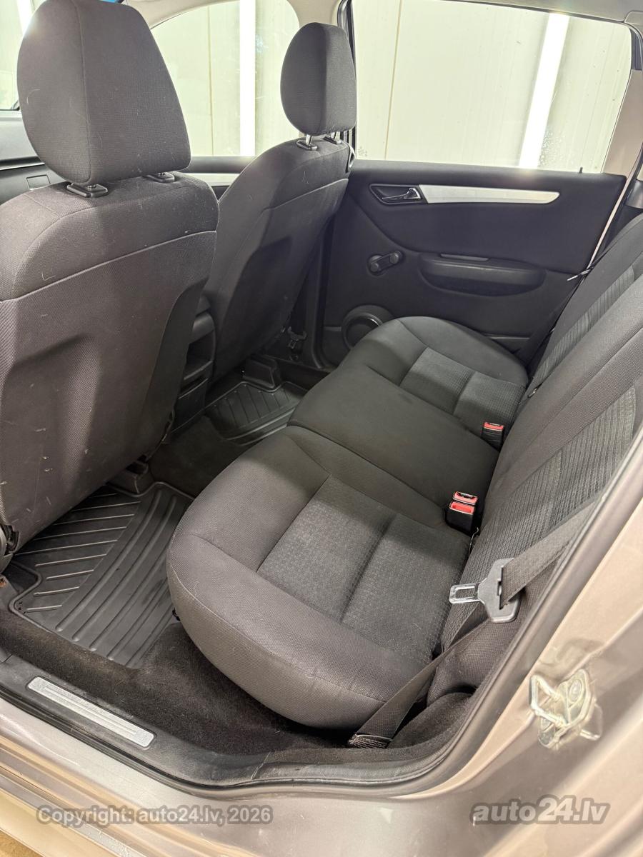 Grey Mercedes-Benz B-Class 2006 in Tallinn, with an engine capacity of 1.70 L and mileage of 270 thousand km for 2500 €, photo 7 on AUTOMOTO.COM.LV
