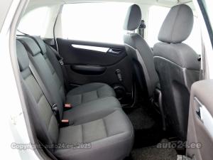 Pelēks Mercedes-Benz B-Class 2007 Tallina, ar dzinēja tilpumu 2.00 L un nobraukumu 210 tūkst. km par 1199 €, foto 7 vietnē AUTOMOTO.COM.LV