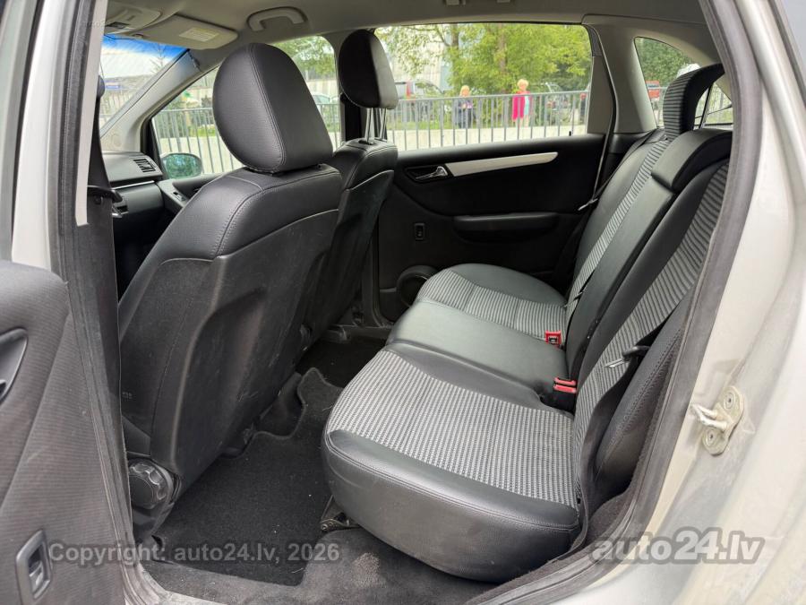 Серый Мерседес Б-класс 2007 в Таллин, объемом двигателя 2.00 л и пробегом 270 тыс. км за 2175 €, фото 11 на AUTOMOTO.COM.LV
