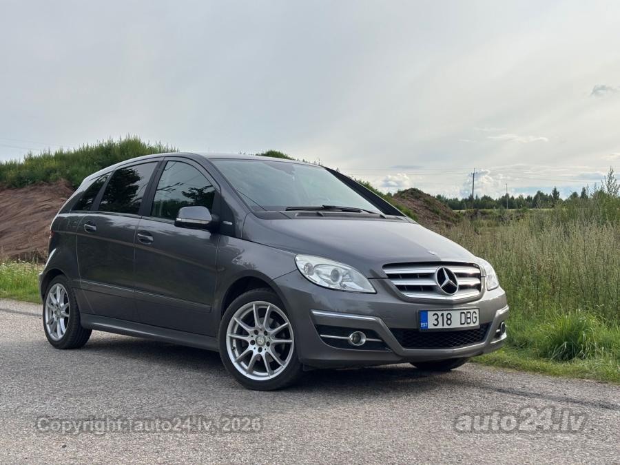 Pelēks Mercedes-Benz B-Class 2009 Tartu, ar dzinēja tilpumu 1.70 L un nobraukumu 239 tūkst. km par 3890 €, foto 1 vietnē AUTOMOTO.COM.LV