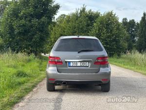 Pelēks Mercedes-Benz B-Class 2009 Tartu, ar dzinēja tilpumu 1.70 L un nobraukumu 239 tūkst. km par 3890 €, foto 4 vietnē AUTOMOTO.COM.LV