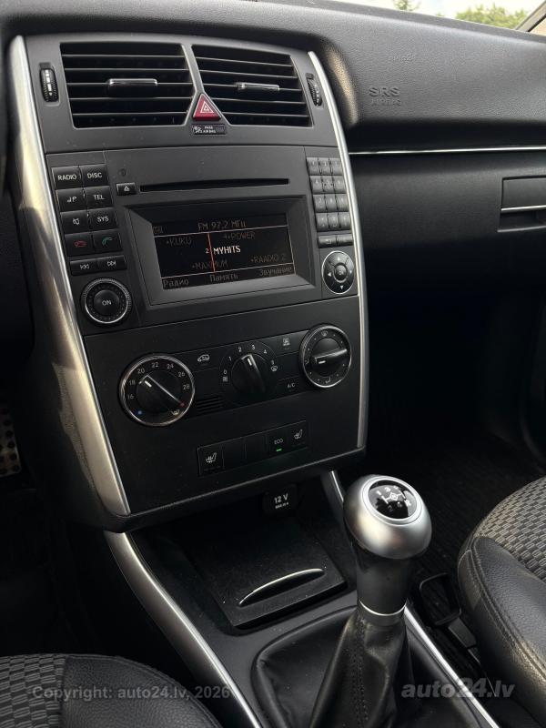 Pelēks Mercedes-Benz B-Class 2009 Tartu, ar dzinēja tilpumu 1.70 L un nobraukumu 239 tūkst. km par 3890 €, foto 8 vietnē AUTOMOTO.COM.LV